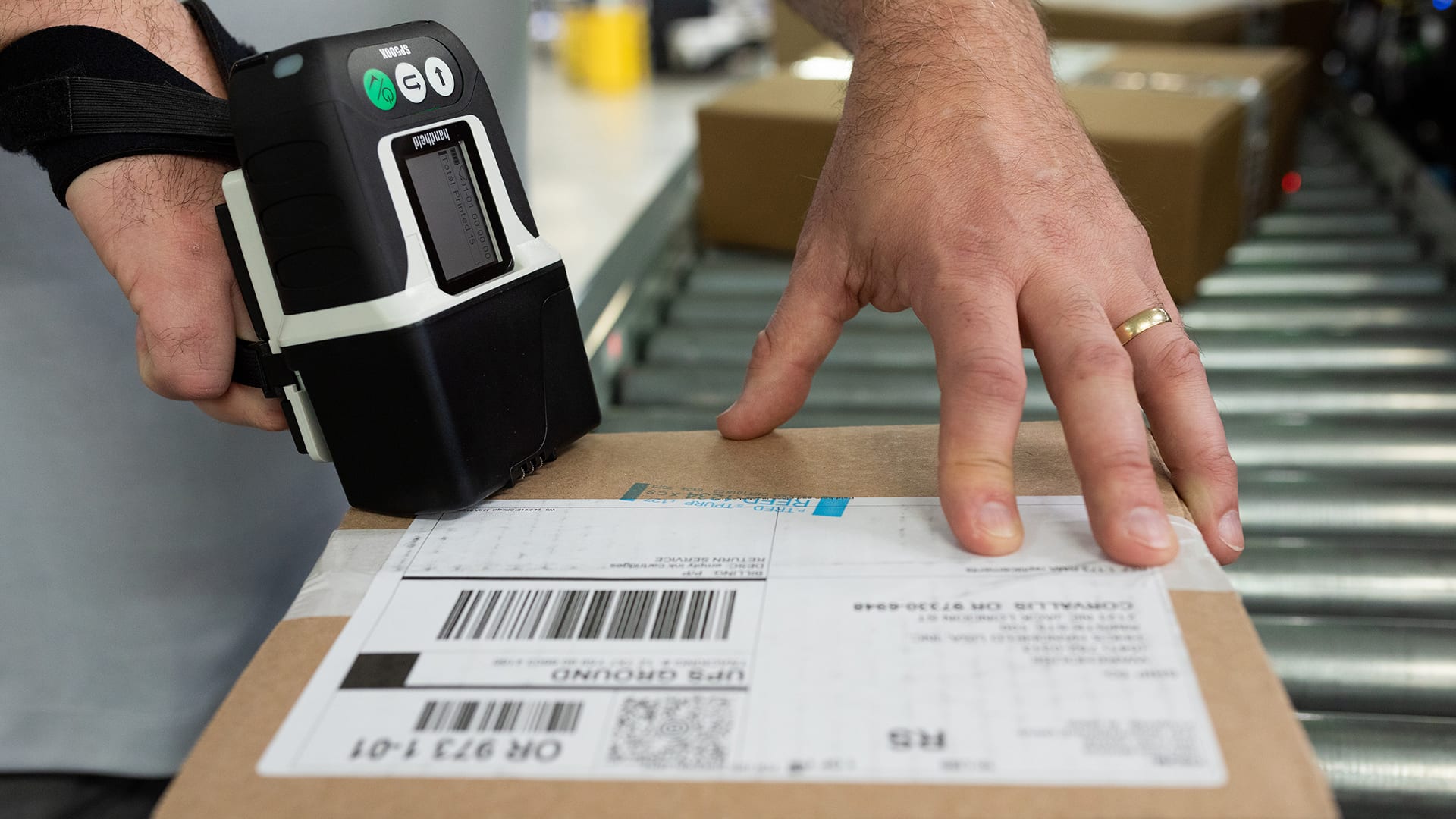 Handheld fulfills record order to world-leading package delivery ...